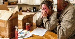 The $22 Box That Sparked a Comment War and Changed Two Families Forever ...